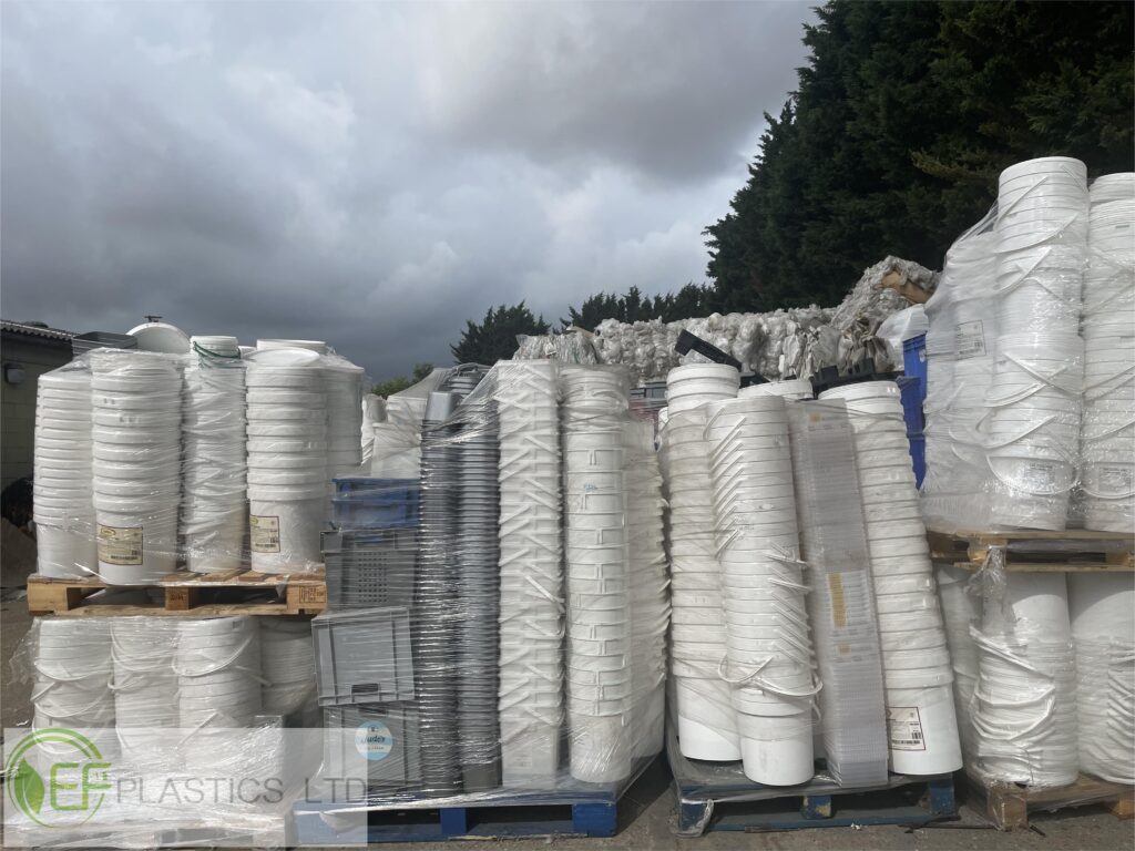 PP Buckets - EF Plastics UK Ltd